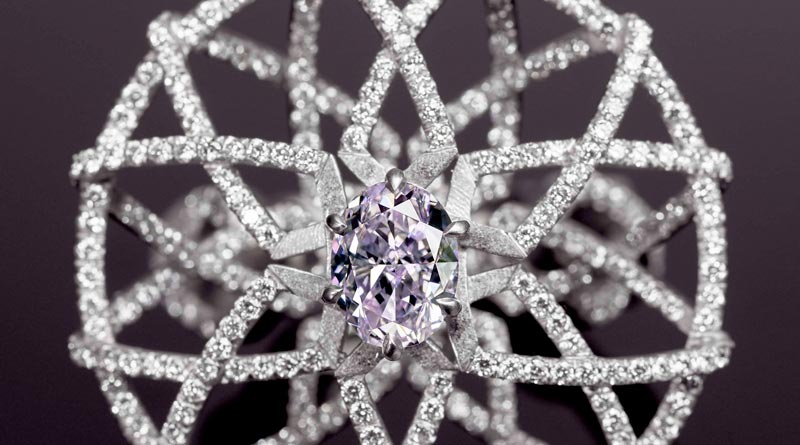 A unique lilac diamond in an inedit ring - VO+ Jewels & Luxury Magazine